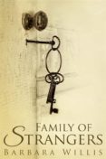 FAMILY OF STRANGERS | Casa del Libro